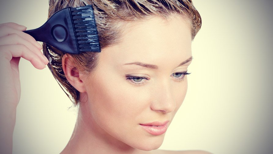 How to dye your hair easily: tips and tricks