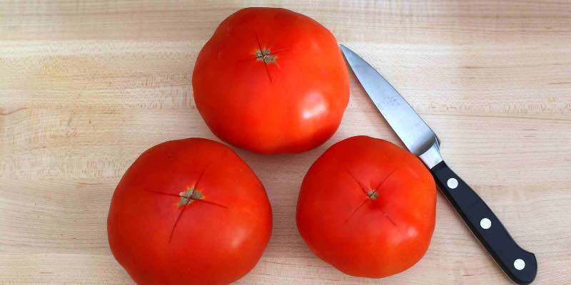 How to cut tomatoes correctly: expert chef’s tips and guide